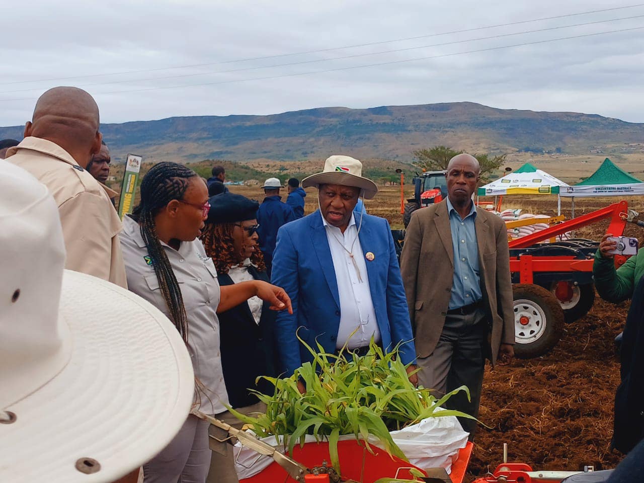 Msinga Local Municipality – uMkhandlu Wendawo yaseMsinga